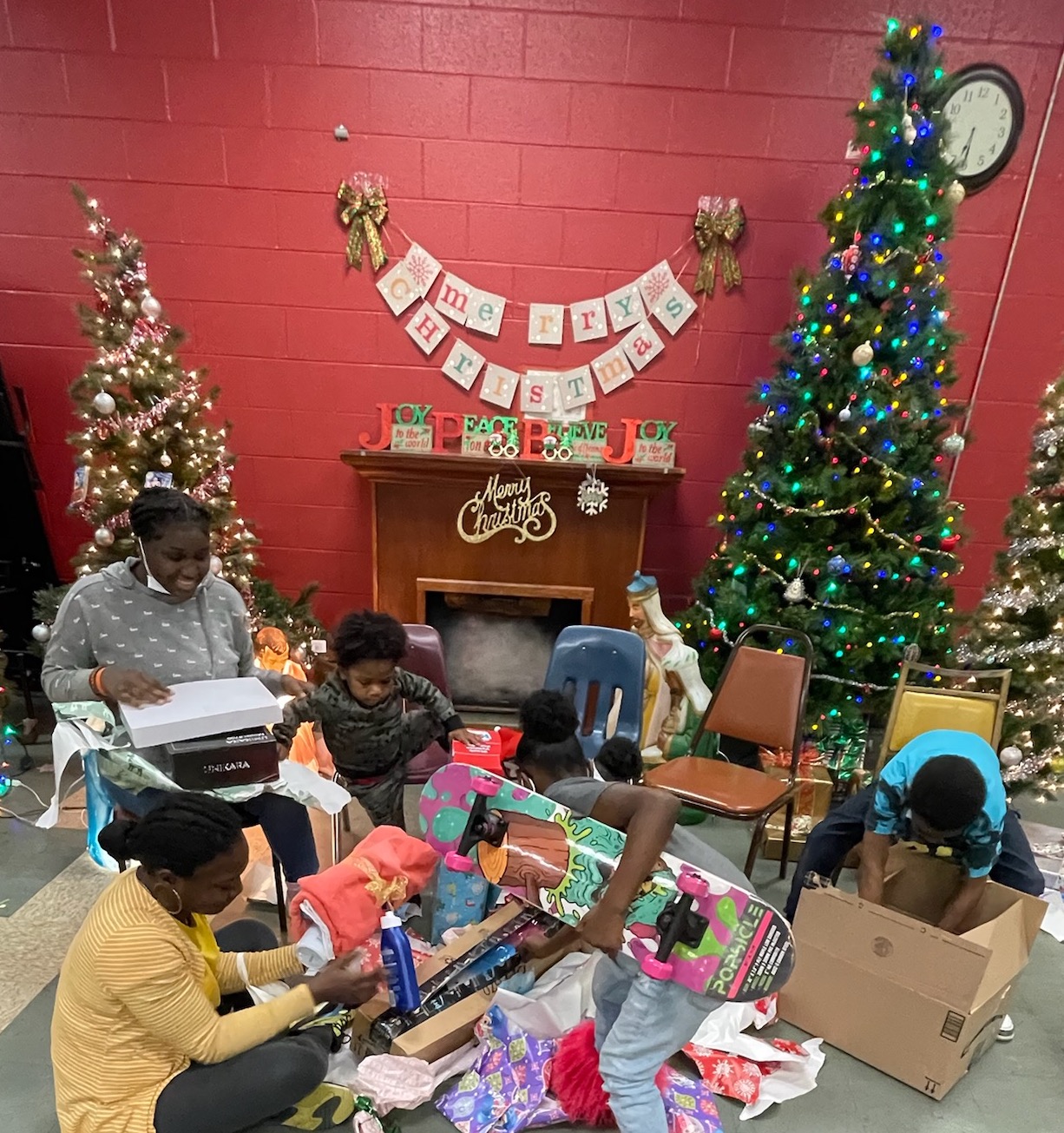 2021 Christmas Photo Album! – Cornerstone Community Outreach